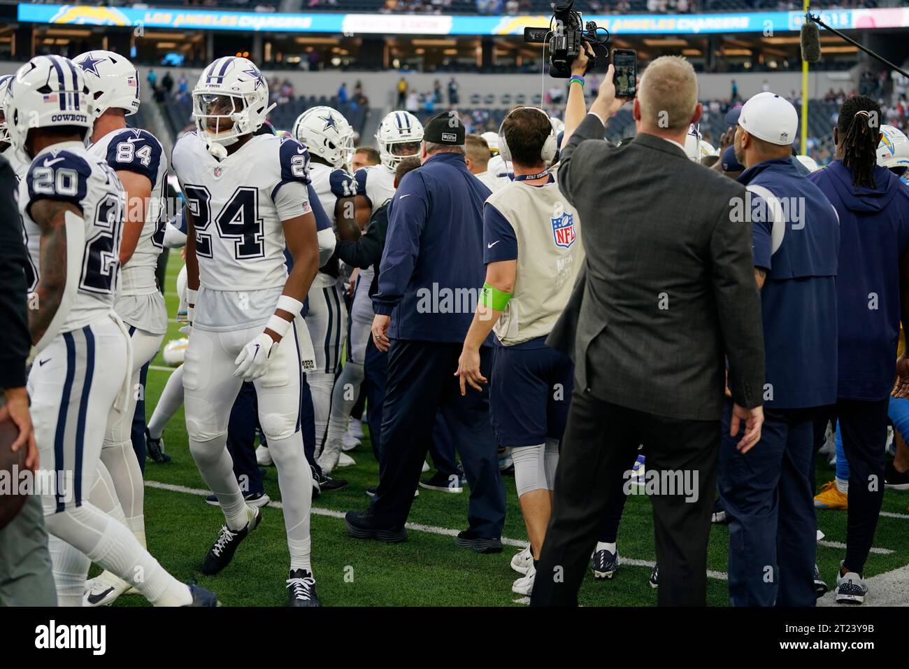 Dallas Cowboys and Los Angeles Chargers players get into a shoving ...