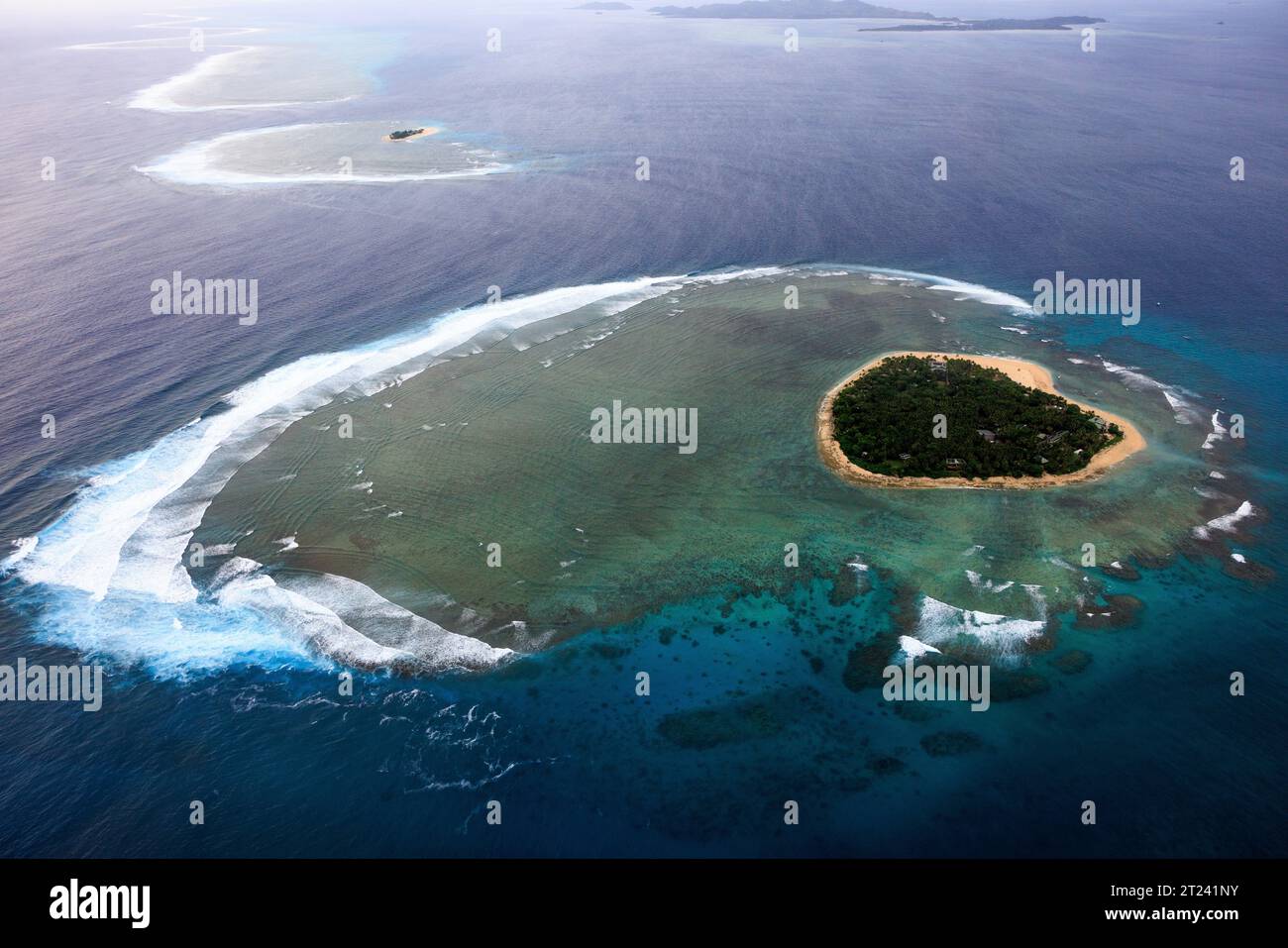heart island, fiji, and island chain, aerial Stock Photo - Alamy