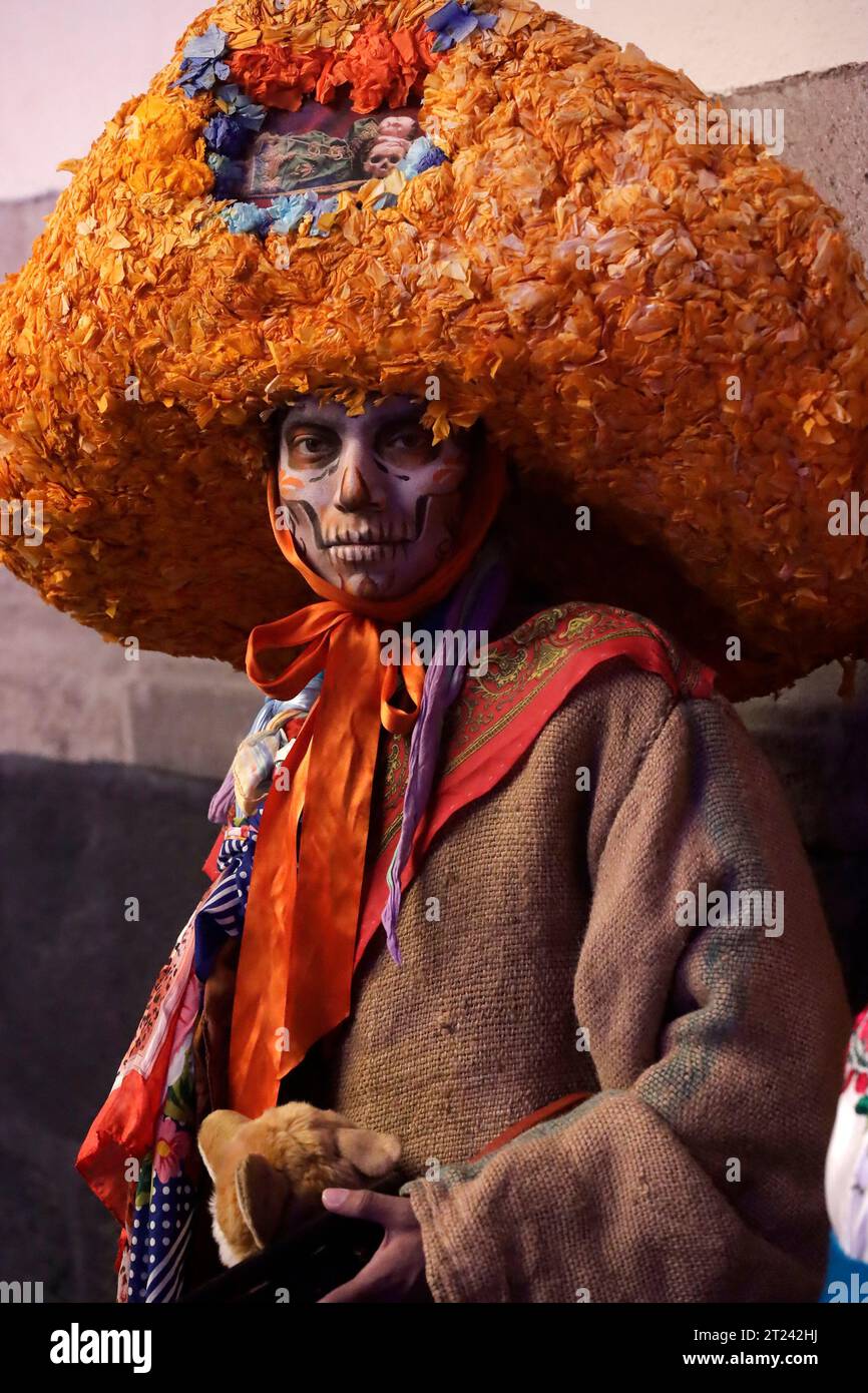 Mexico City, Mexico. 16th Oct, 2023. People characterized as death ...
