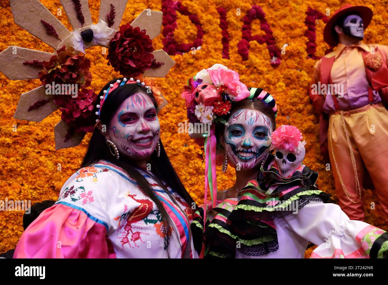 Mexico City, Mexico. 16th Oct, 2023. People characterized as death ...