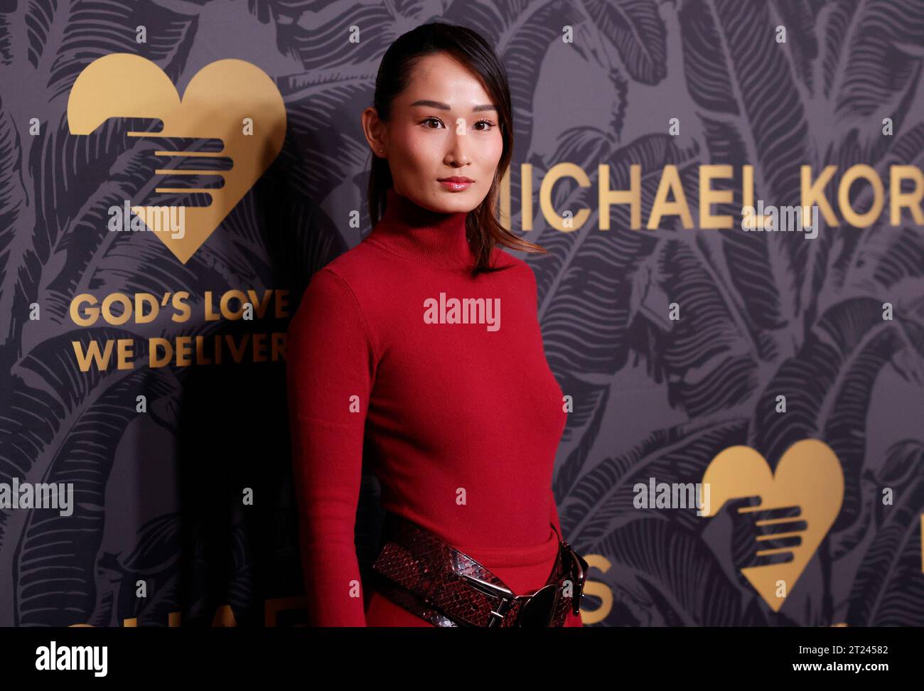 New York, United States. 16th Oct, 2023. Isabel Tan arrives on the red ...