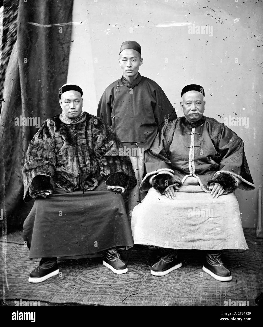Manchu dynasty hi-res stock photography and images - Alamy
