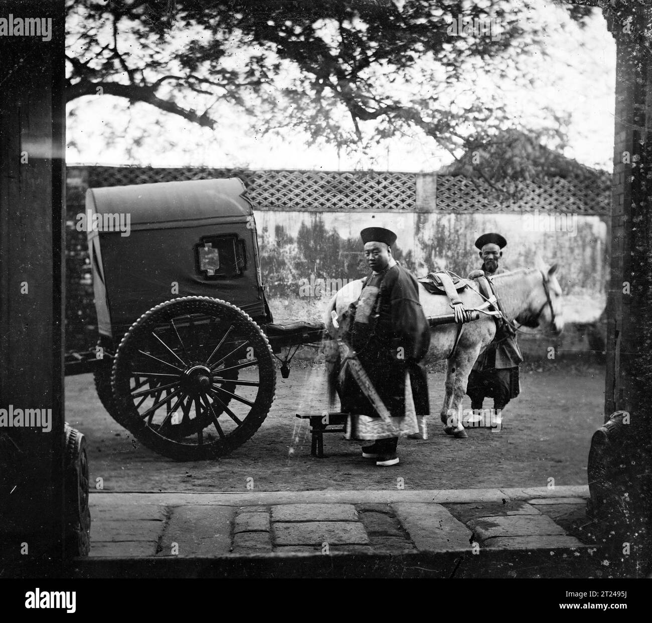 John thomson china hi-res stock photography and images - Alamy