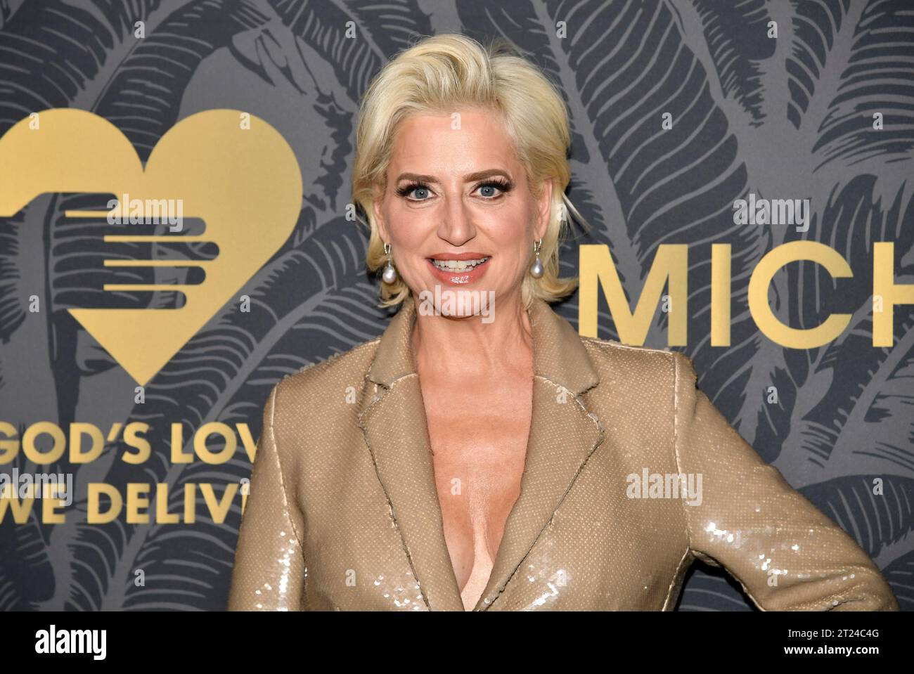Dorinda Medley attends the God's Love We Deliver Golden Heart Awards at ...