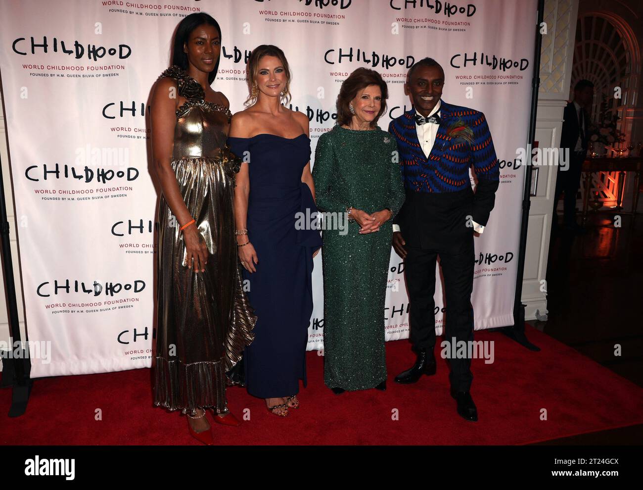 New York City, United States. 16th Oct, 2023. Queen Silvia of Sweden ...