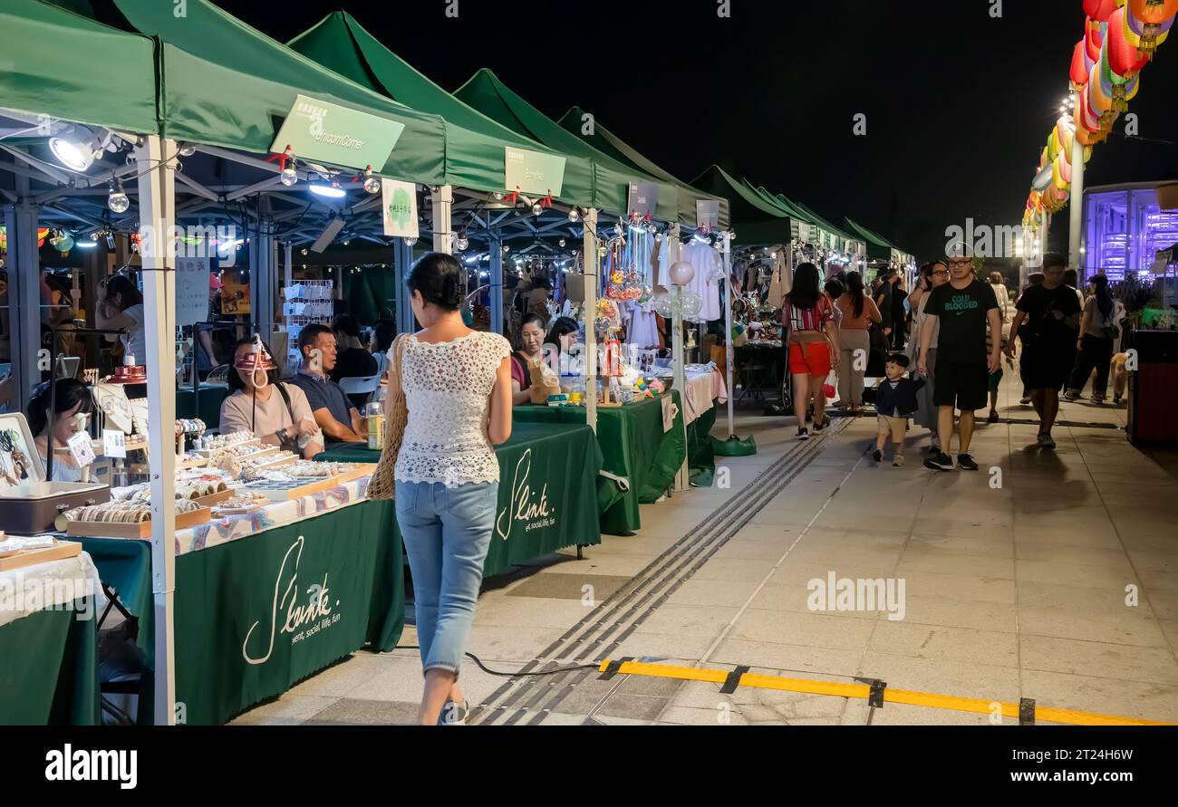 The newly opened Central and Western waterfront promenade, Hong Kong ...