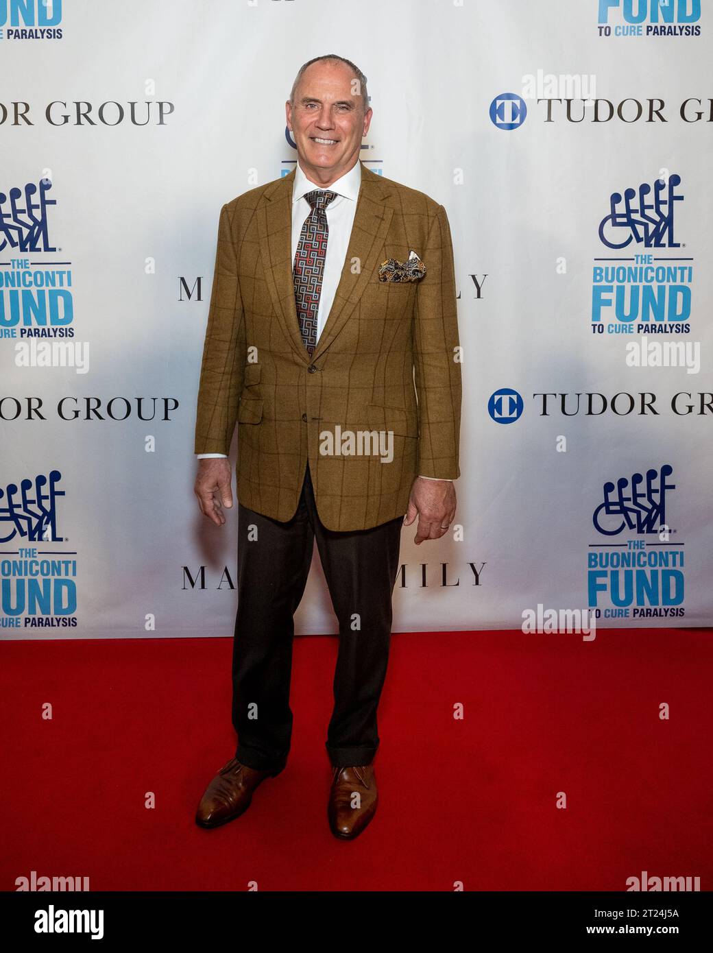 Riki ellison hi-res stock photography and images - Alamy