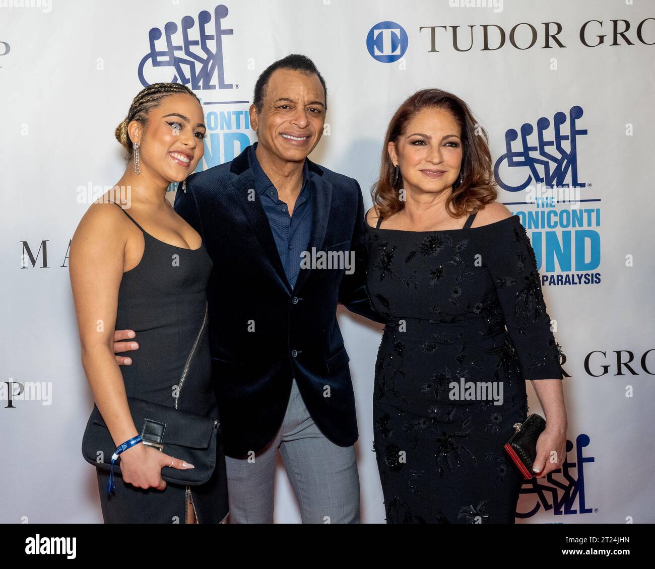 Mikaela secada hi-res stock photography and images - Alamy