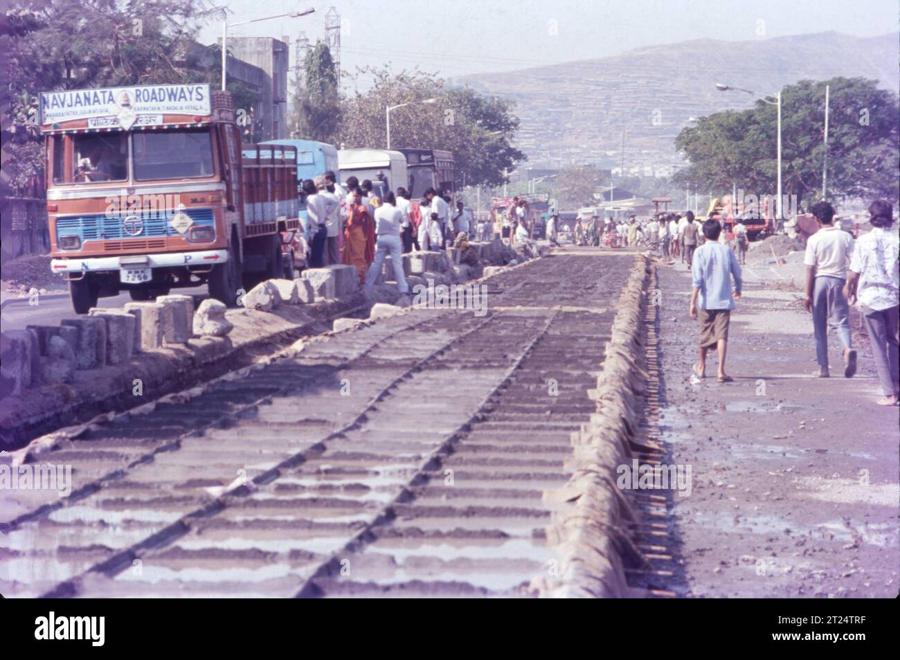 Concreate roads hi-res stock photography and images - Alamy