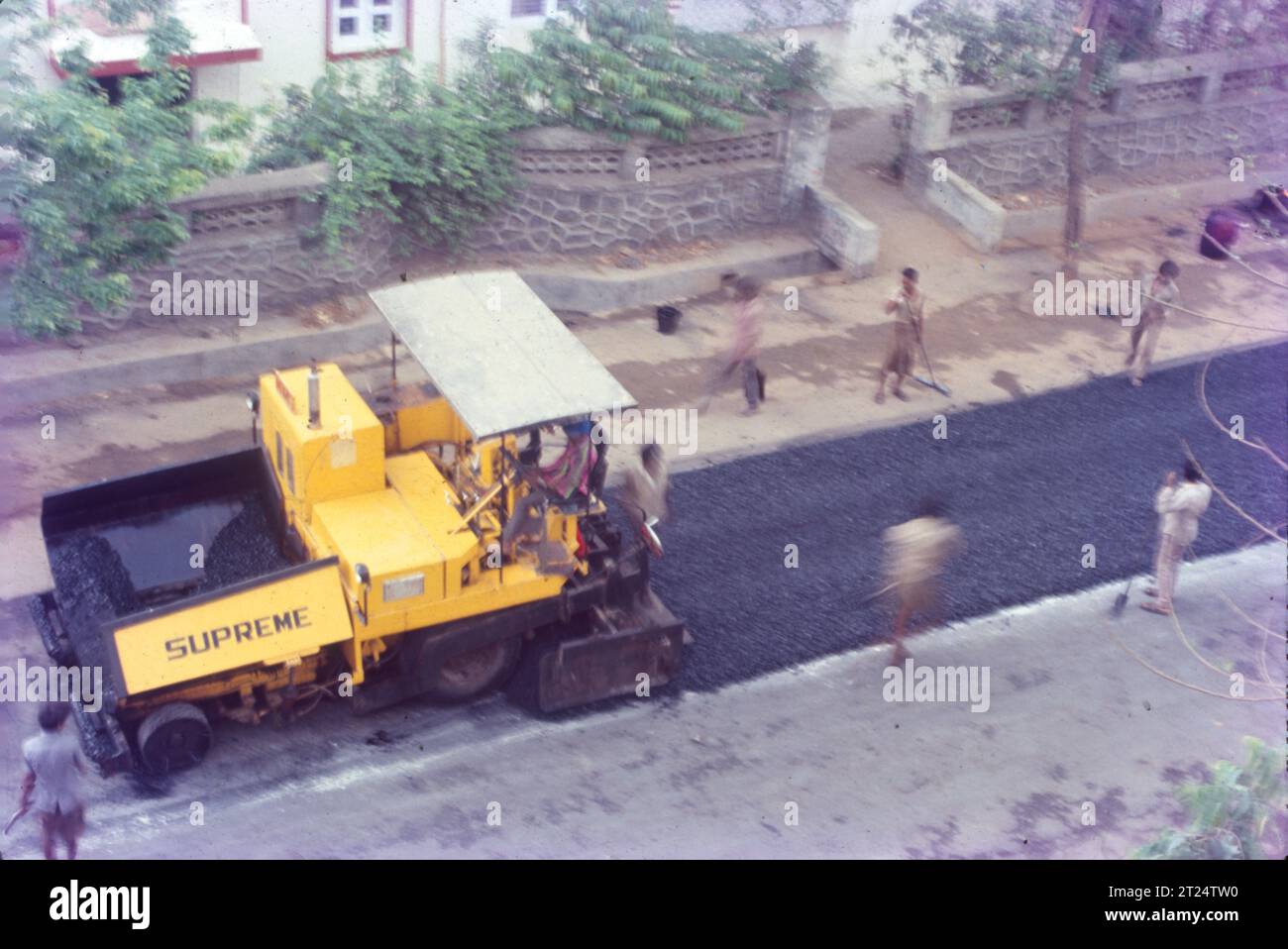 Machines at Work, Road Making, Infra Project, Tar Roads, Mumbai ...