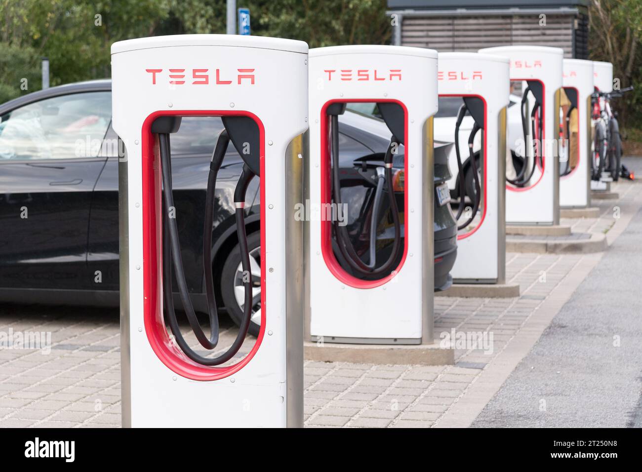 Tesla Supercharger Electric Vehicle Charging Station in Hilpoltstein ...