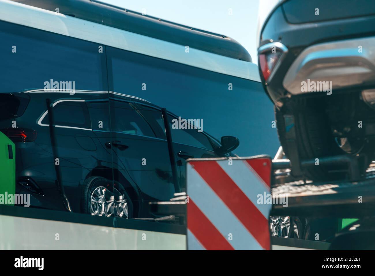 Car bus auto hi-res stock photography and images - Alamy