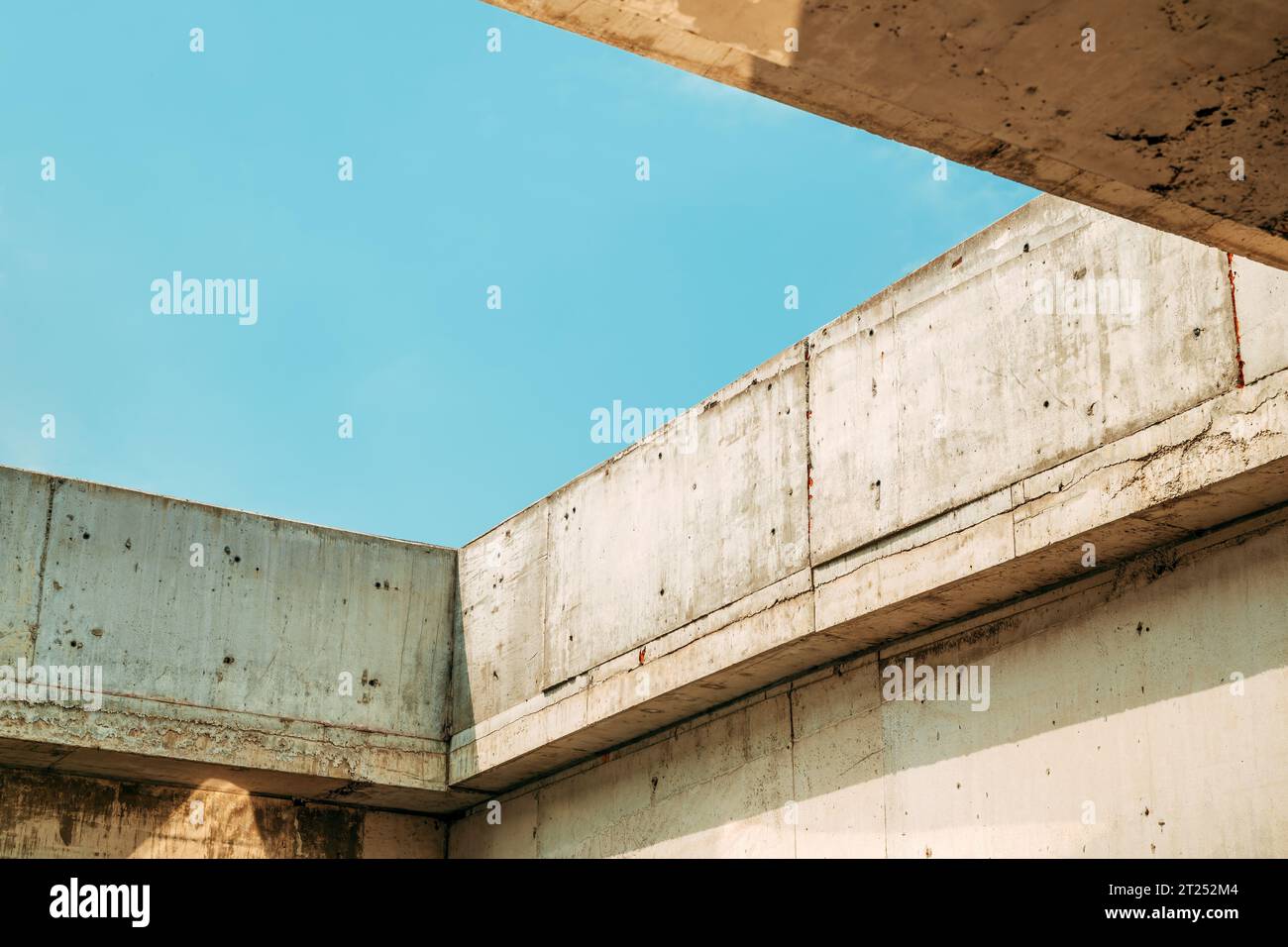 Solid concrete structure of underground garage, selective focus Stock Photo - Alamy