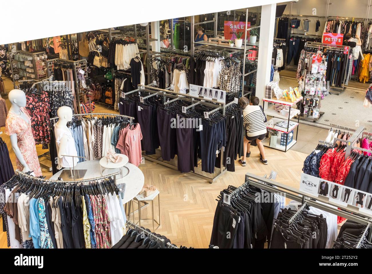 Birds eye view great hi-res stock photography and images - Alamy