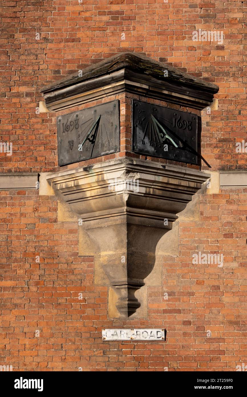 Sundials on Northgate House, Warwick, Warwickshire, England, UK Stock ...