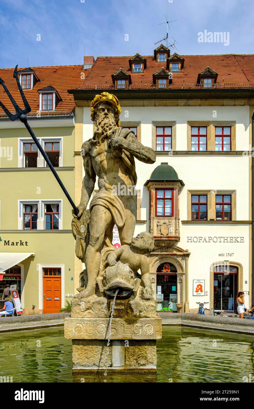 Neptun skulptur neptun statue hi-res stock photography and images - Alamy