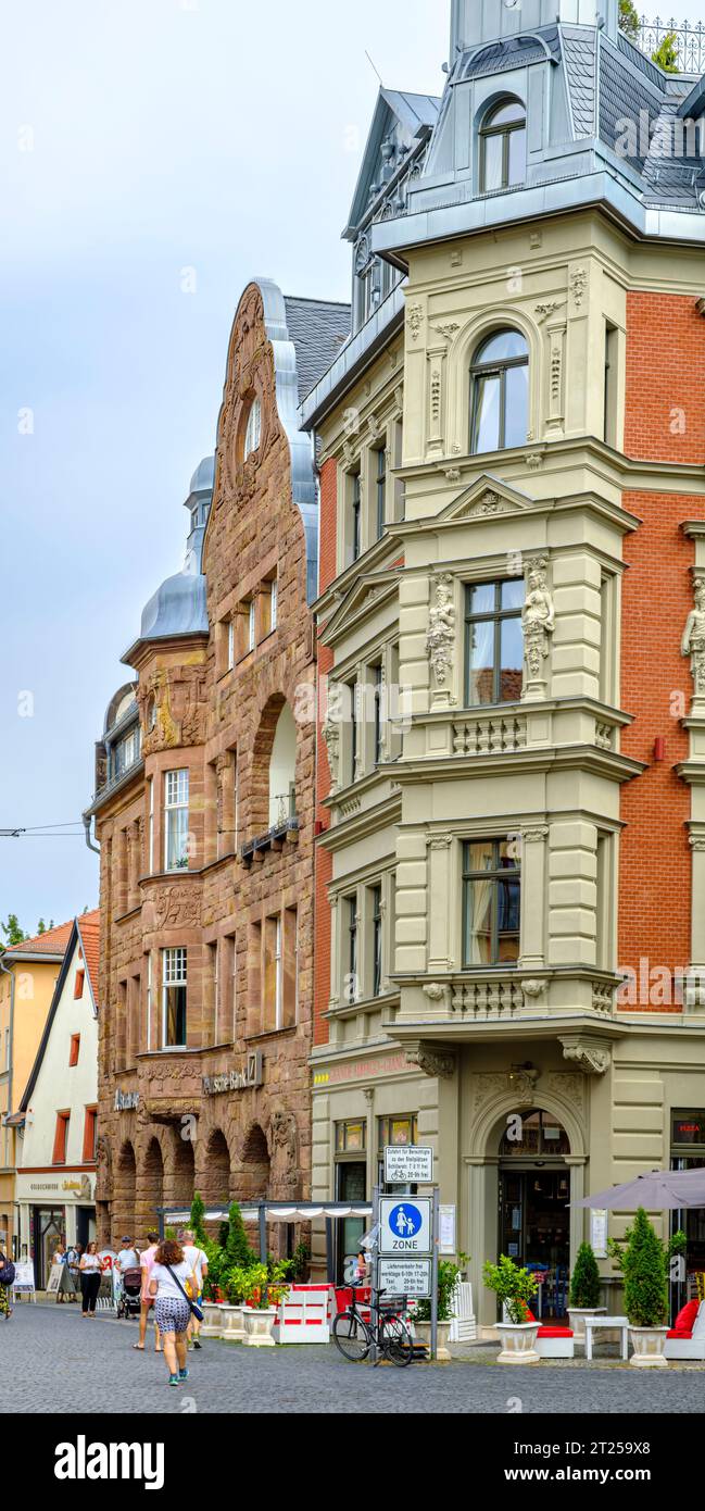 Everyday busy street scene in Frauentorstrasse in the historic inner ...