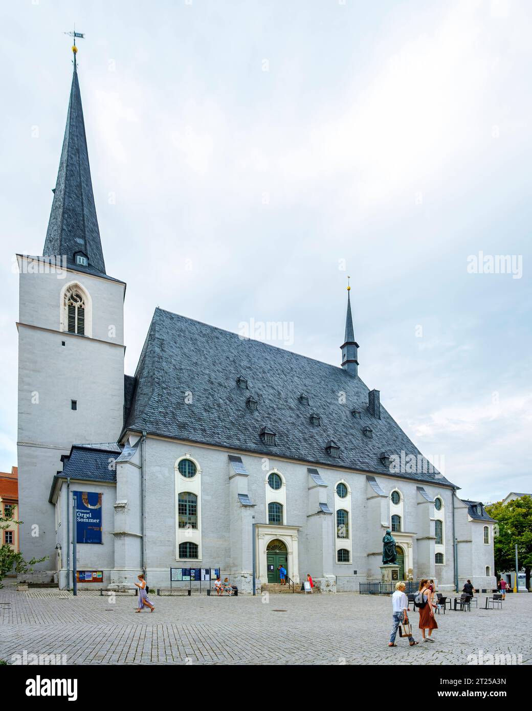 Herderkirche Weimar, Thüringen, Deutschland Alltagsszene vor der Herderkirche, eigentlich ...