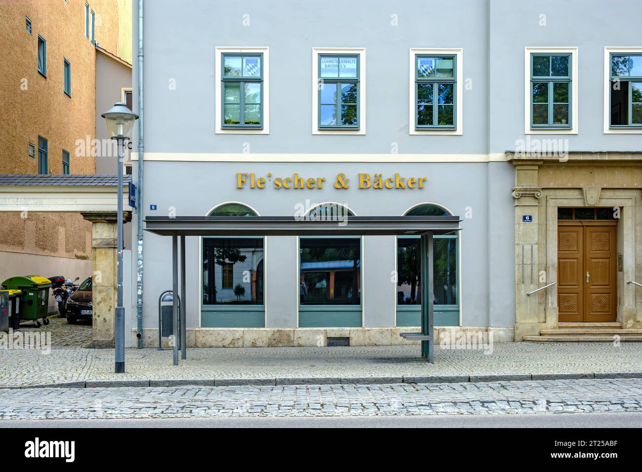 Butcher shop exterior hi-res stock photography and images - Alamy
