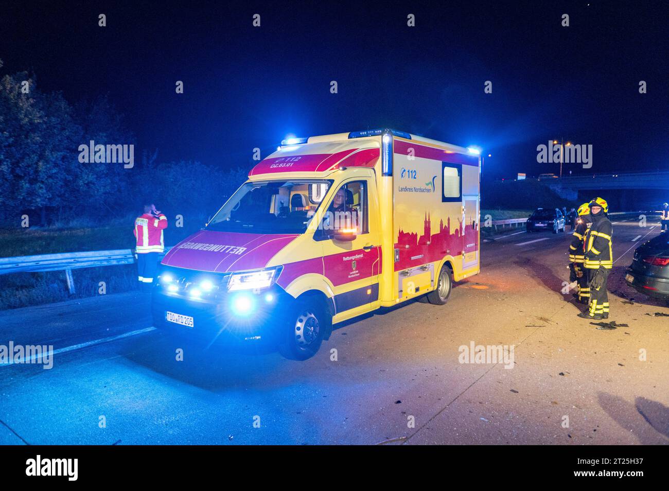 Vier rettungswagen hi-res stock photography and images - Alamy