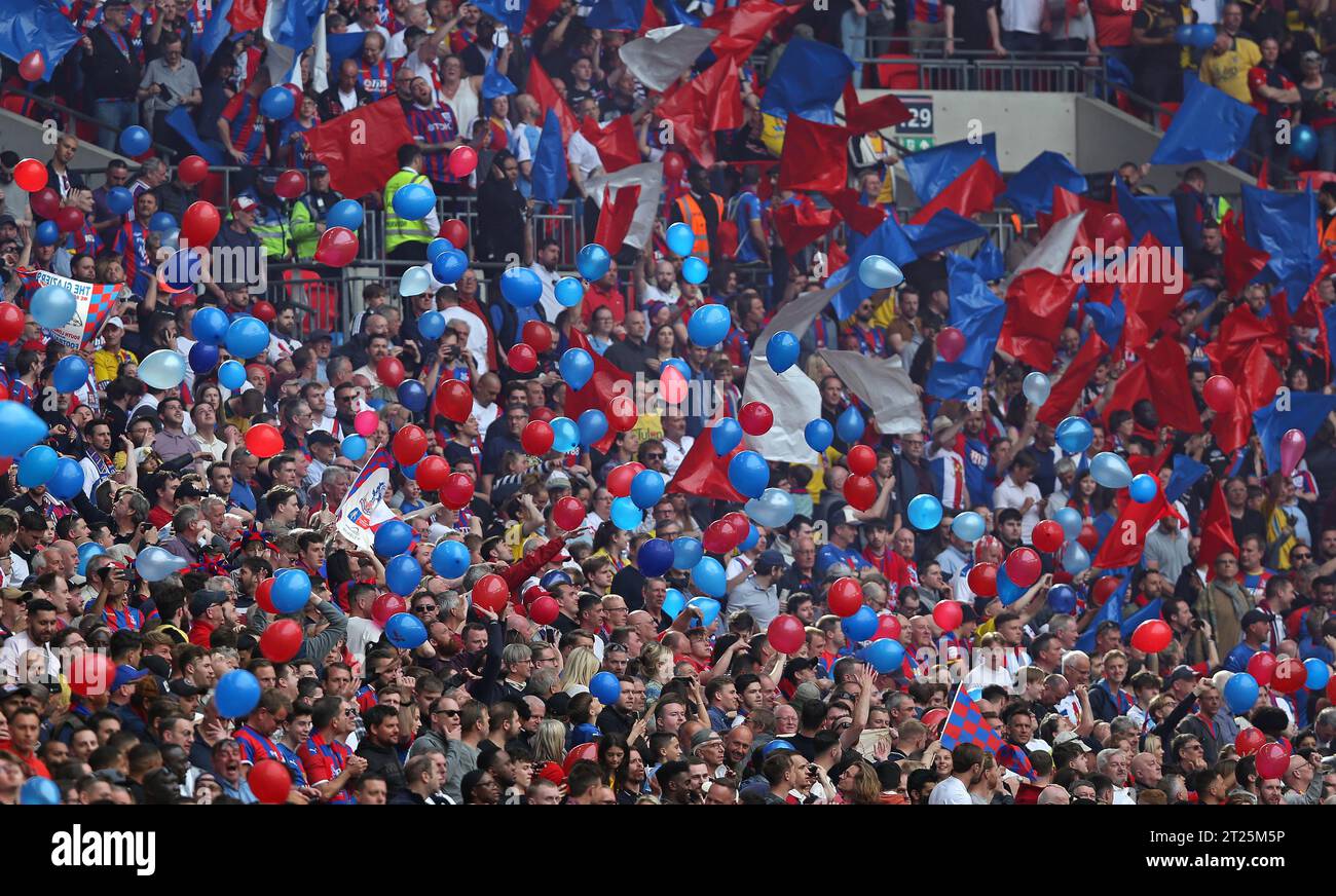 Crystal Palace fans waving flags & balloons as part of a display at ...