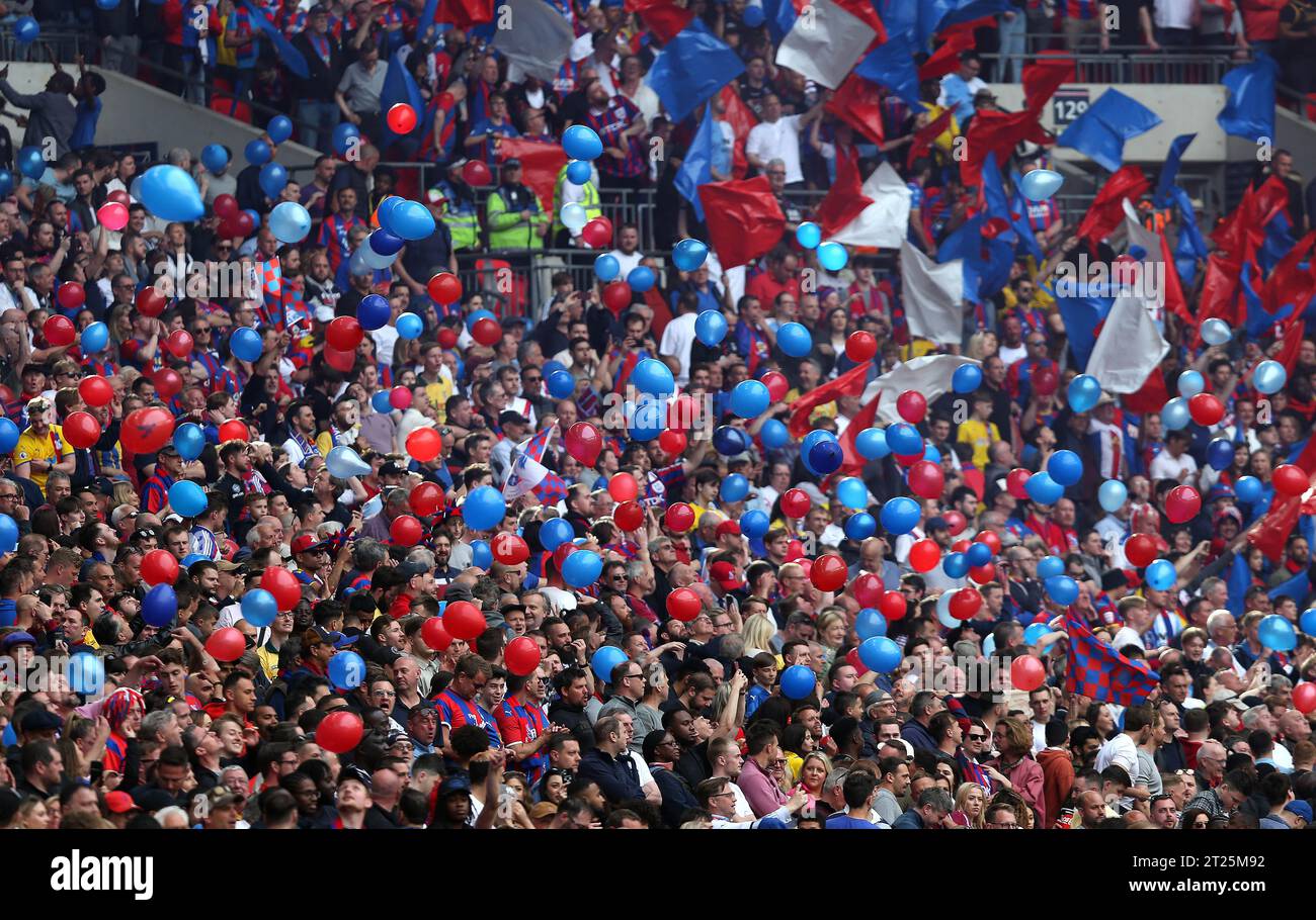 Crystal Palace fans waving flags & balloons as part of a display at ...