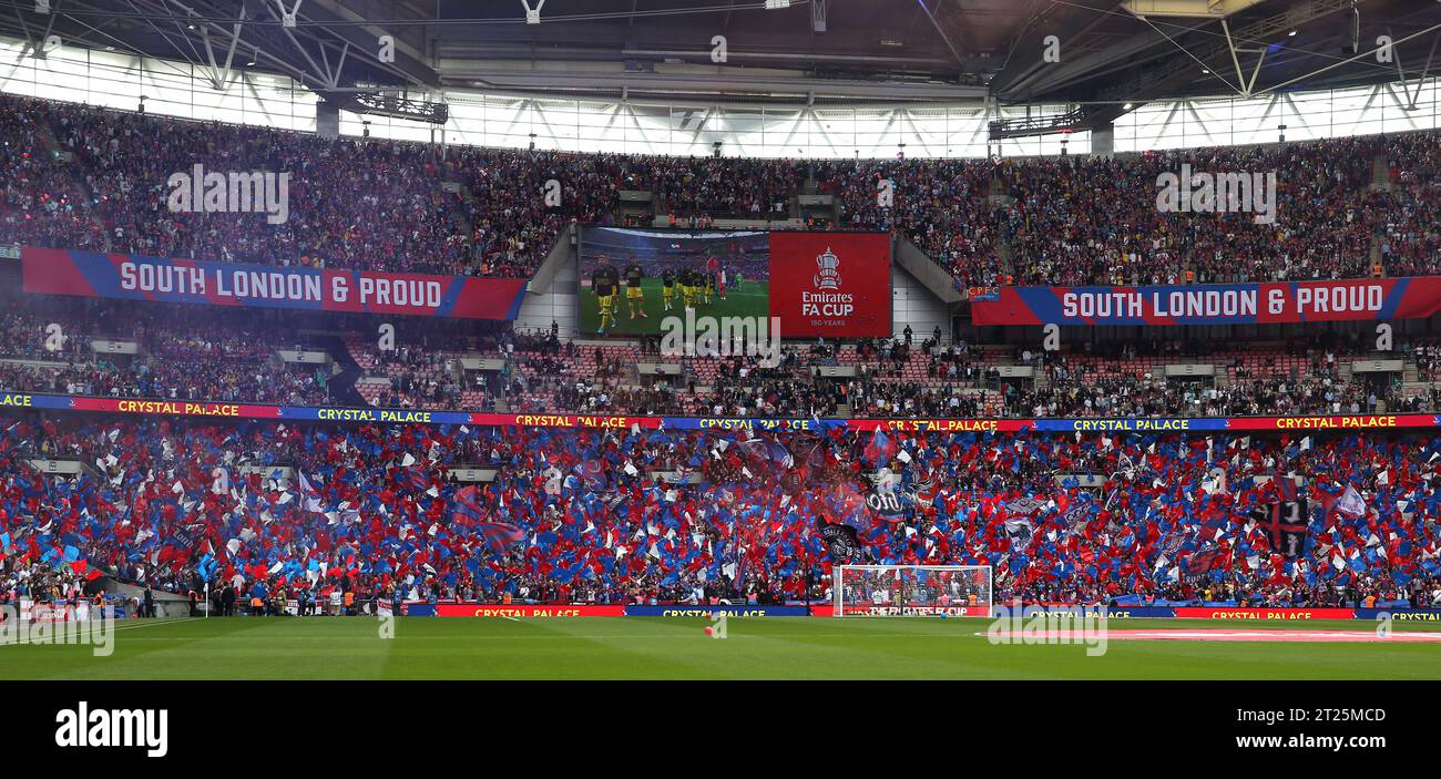 Crystal Palace fans waving flags & balloons as part of a display at ...