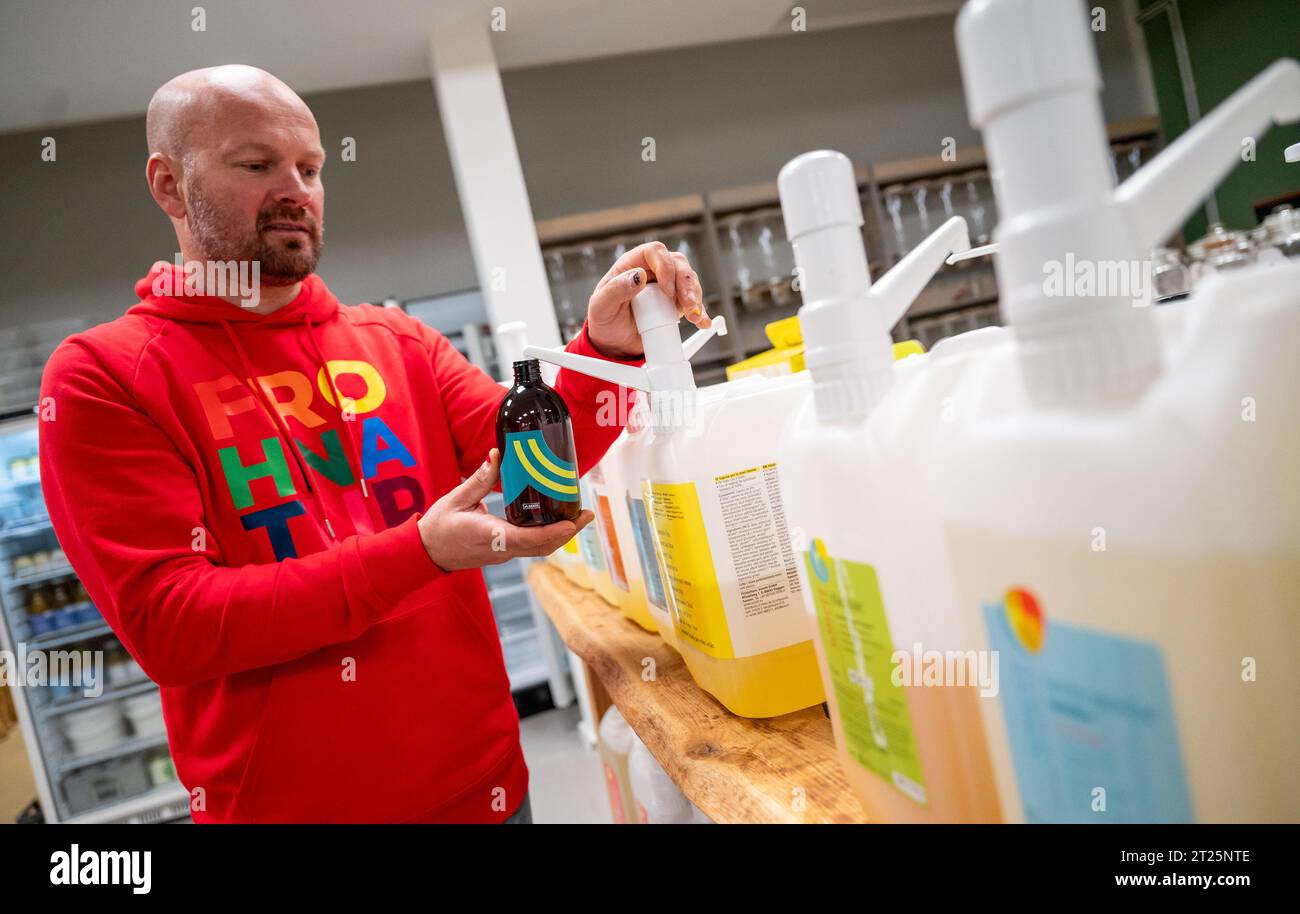 Melloh hi-res stock photography and images - Alamy