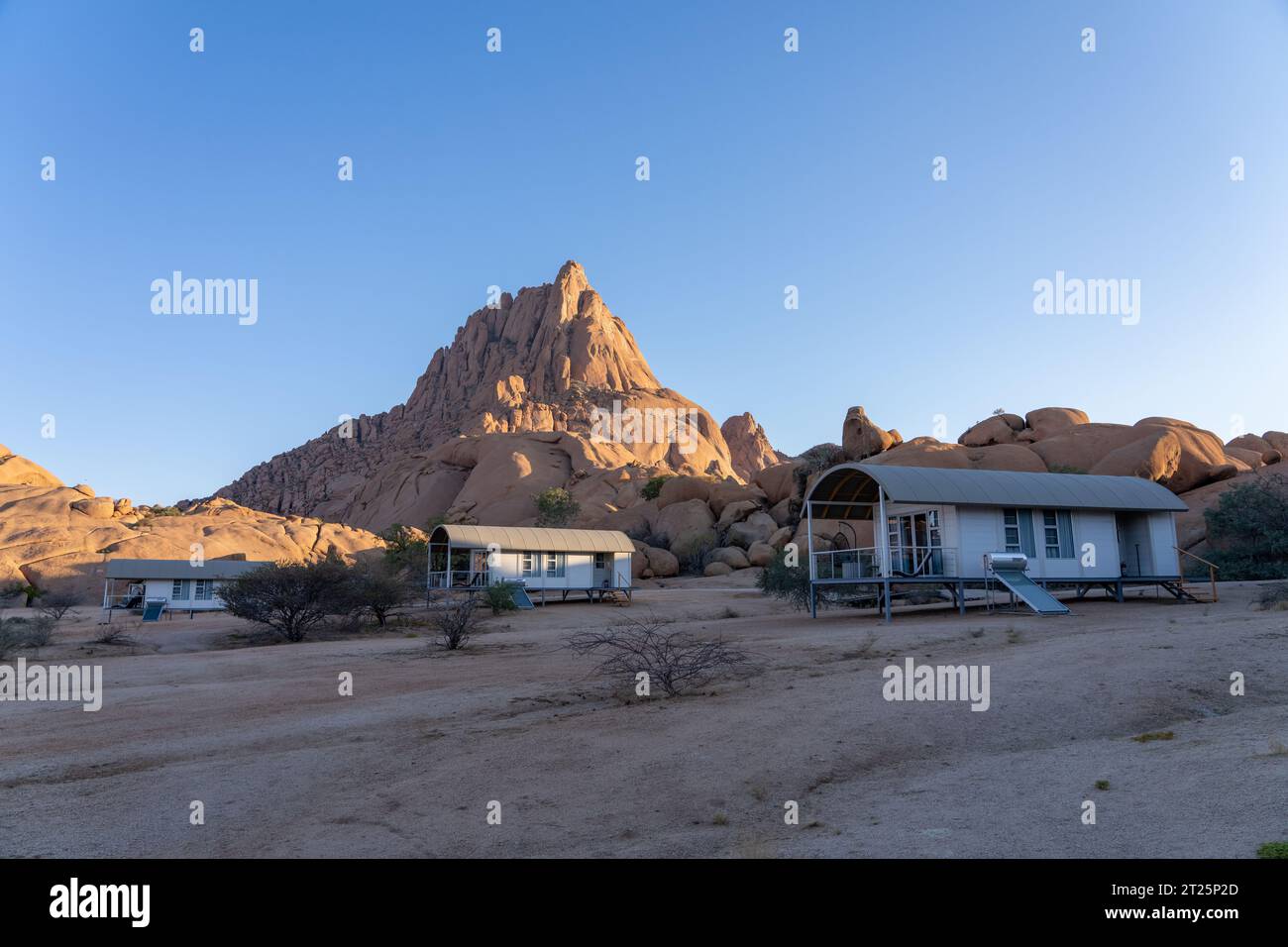 The Spitzkoppe (AKA Spitzkop, Groot Spitzkop, or the "Matterhorn of ...