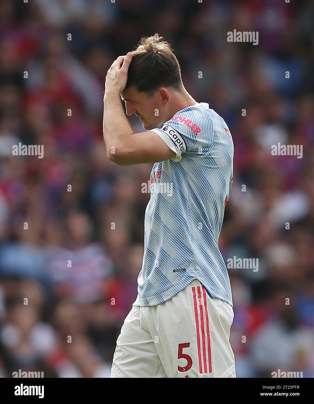 Harry Maguire of Manchester United looks disappointed & dejected ...