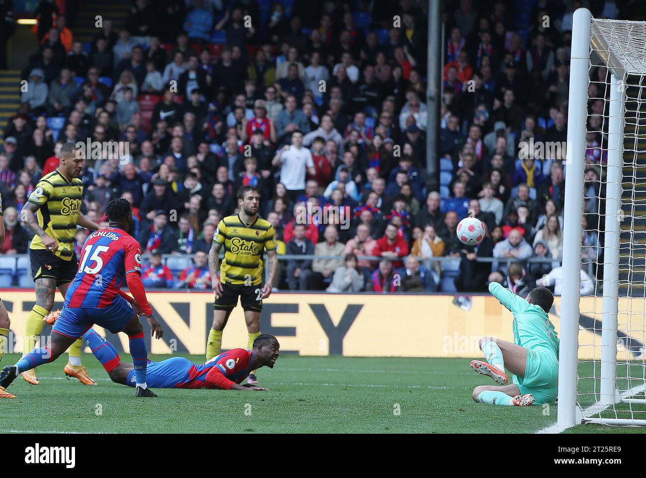 Ben foster 2022 watford hi-res stock photography and images - Alamy