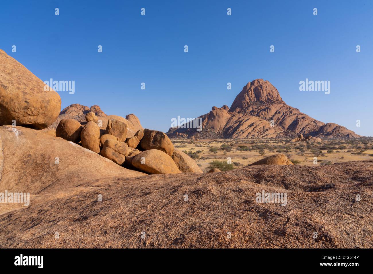 The Spitzkoppe (AKA Spitzkop, Groot Spitzkop, or the "Matterhorn of ...
