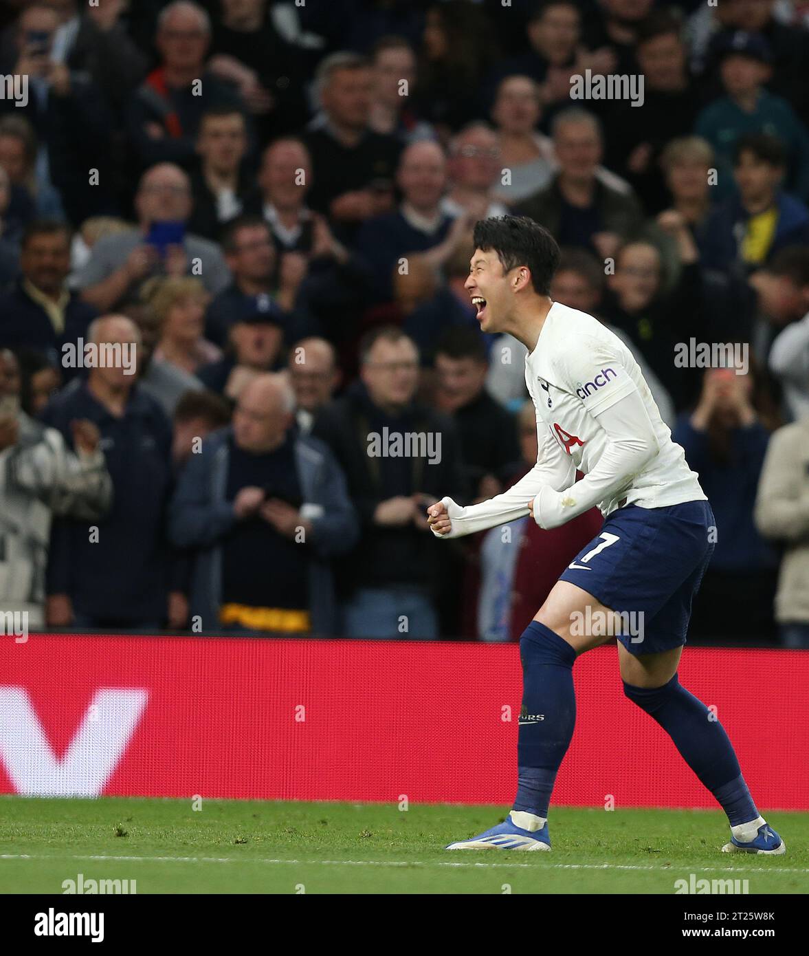 Tottenham goal celebration 2021 hi-res stock photography and images - Alamy