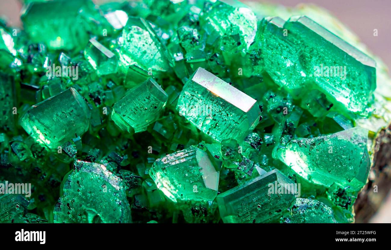 Quartz vert hi-res stock photography and images - Alamy