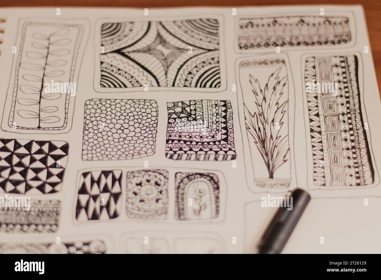 Doodle patterns hi-res stock photography and images - Alamy