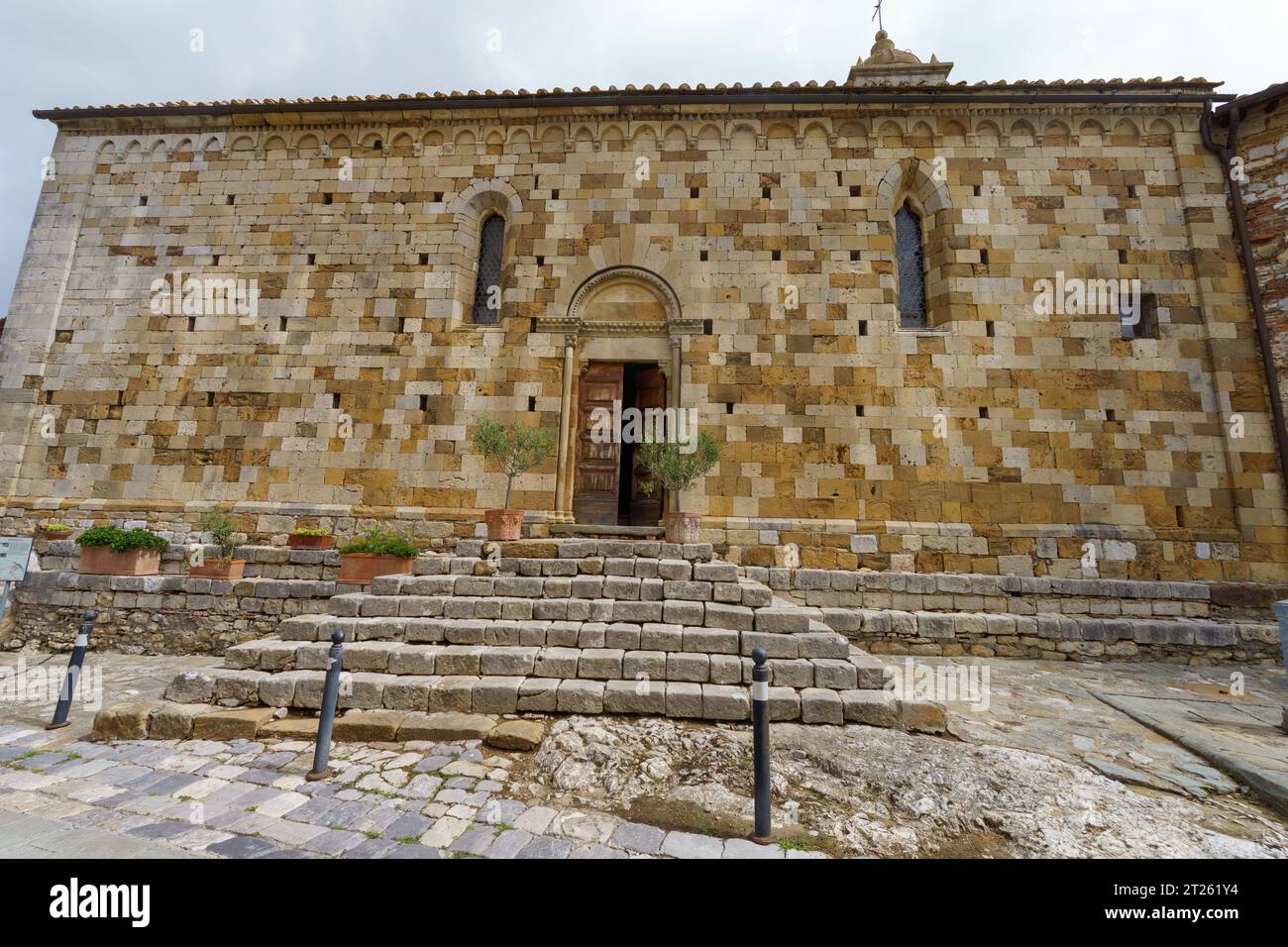 Montefollonico, historic town in Siena province, Tuscany, Italy Stock ...
