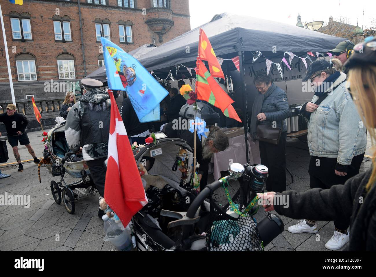 Copenhagen, Denmark /17 October. 2023/.Hus forbi opr homeless day ...