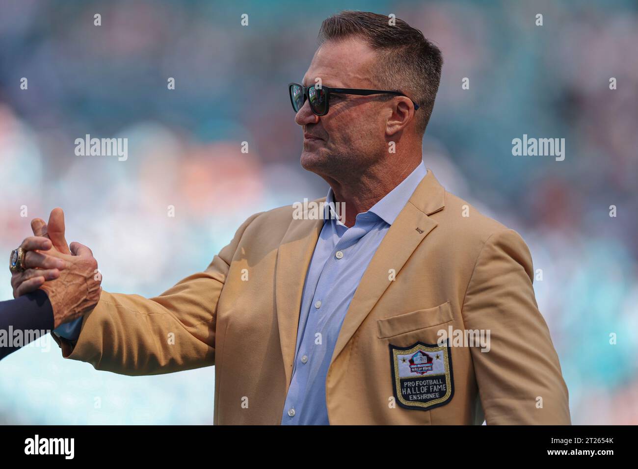 Miami. FL USA; Former Miami Dolphins linebacker and Hall of Fame ...