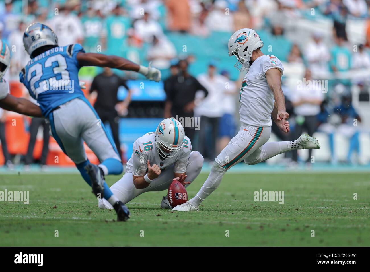 Jason sanders hi-res stock photography and images - Alamy