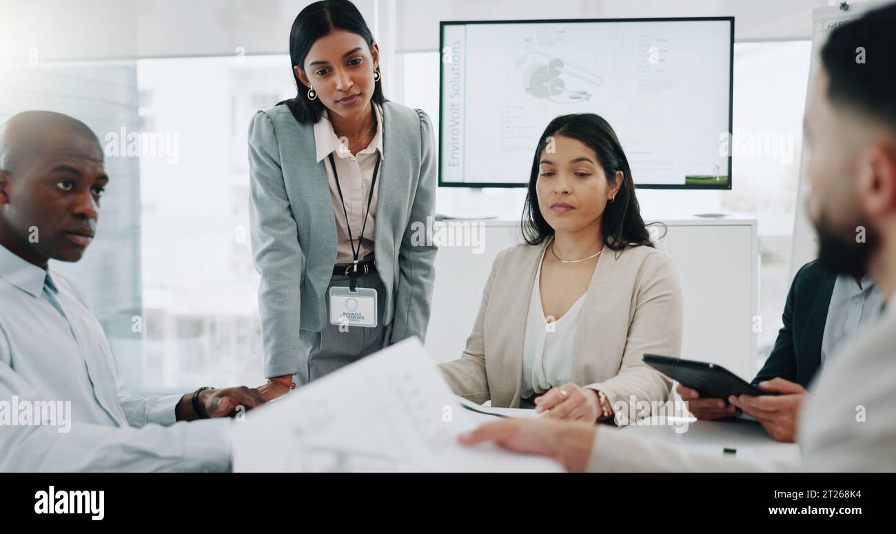 Environmental conversation training hi-res stock photography and images ...