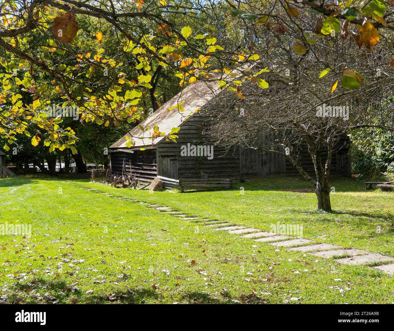 Old barn at the Hopper Goetschius Museum in Upper Saddle River, NJ ...
