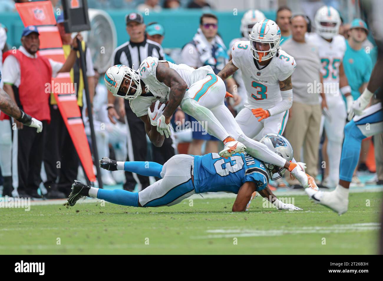 Miami. FL USA; Miami Dolphins running back Raheem Mostert (31) runs and dives towards the end ...
