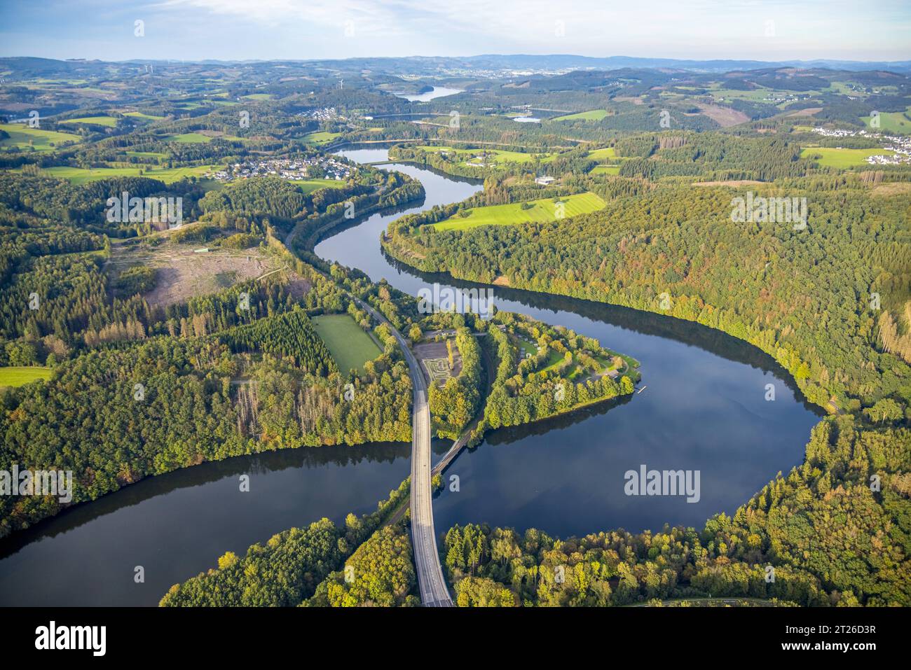 Luftbild, BiggeTalsperre Biggesee, Brücke der Landesstraße L512, Rhode ...