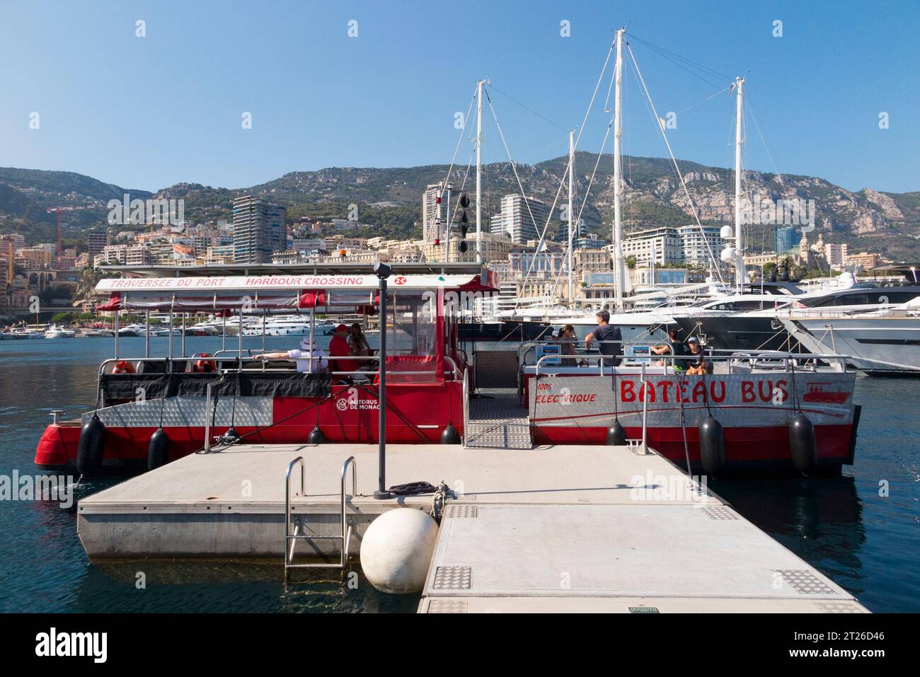 Bateau bus / 100% electric solar power water boat which crosses Monaco ...
