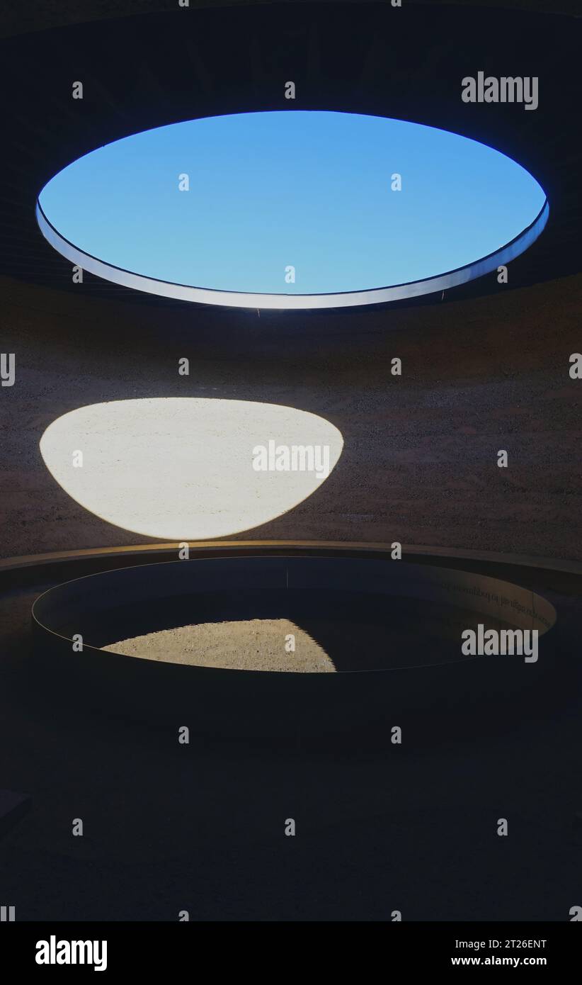 View of 'Writ in Water' at Runnymede Stock Photo - Alamy