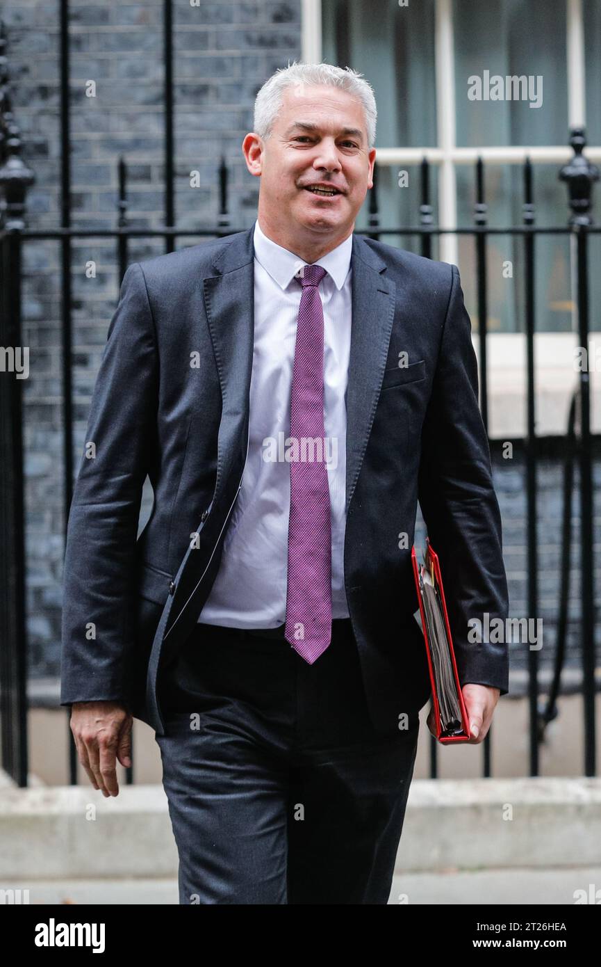 London, UK. 17th Oct, 2023. Steve Barclay, MP, Secretary of State for ...