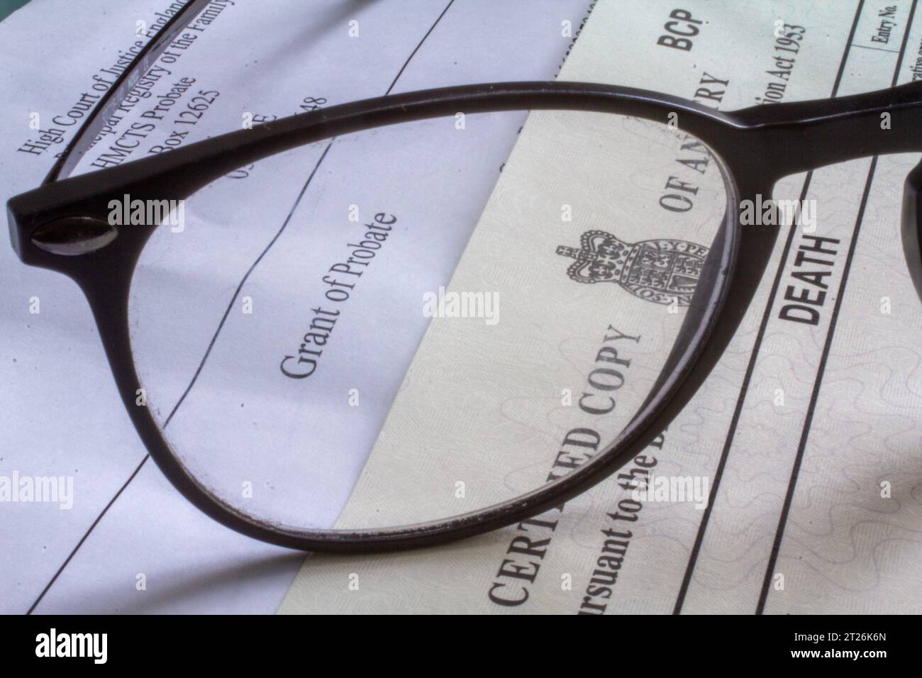 Certificate of inheritance hi-res stock photography and images - Alamy