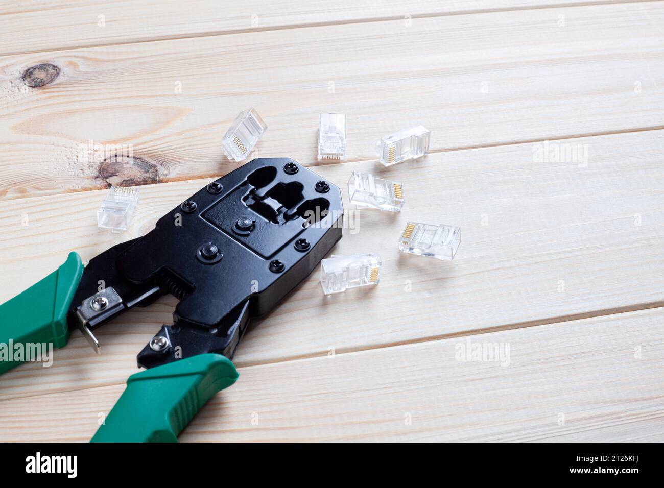 Crimping tool hi-res stock photography and images - Alamy