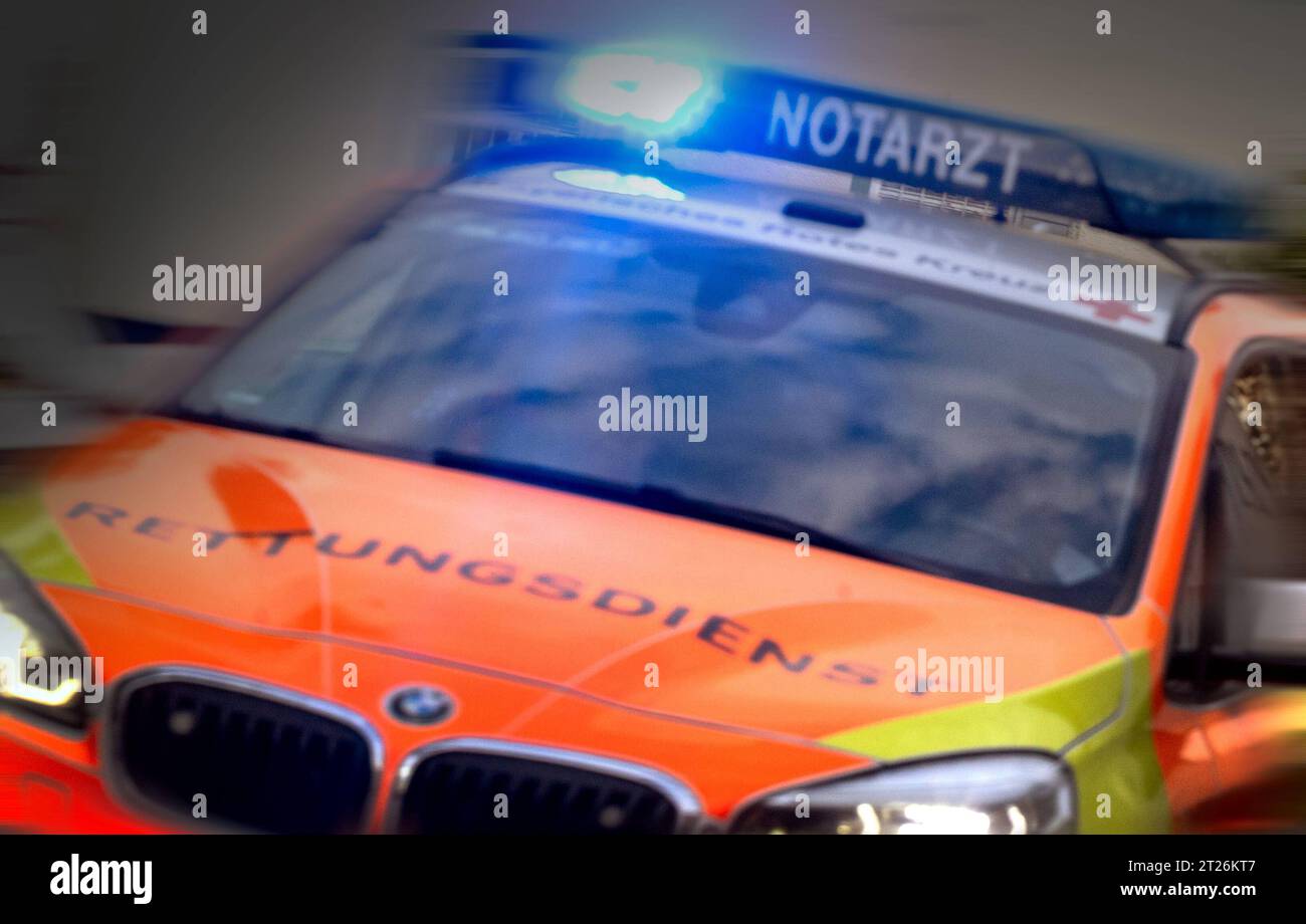 Notarzt bmw hi-res stock photography and images - Alamy