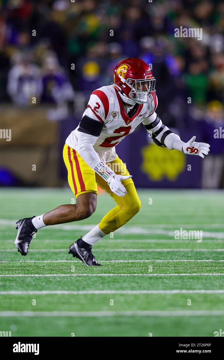 SOUTH BEND, IN - OCTOBER 14: USC Trojans defensive end Romello Height ...